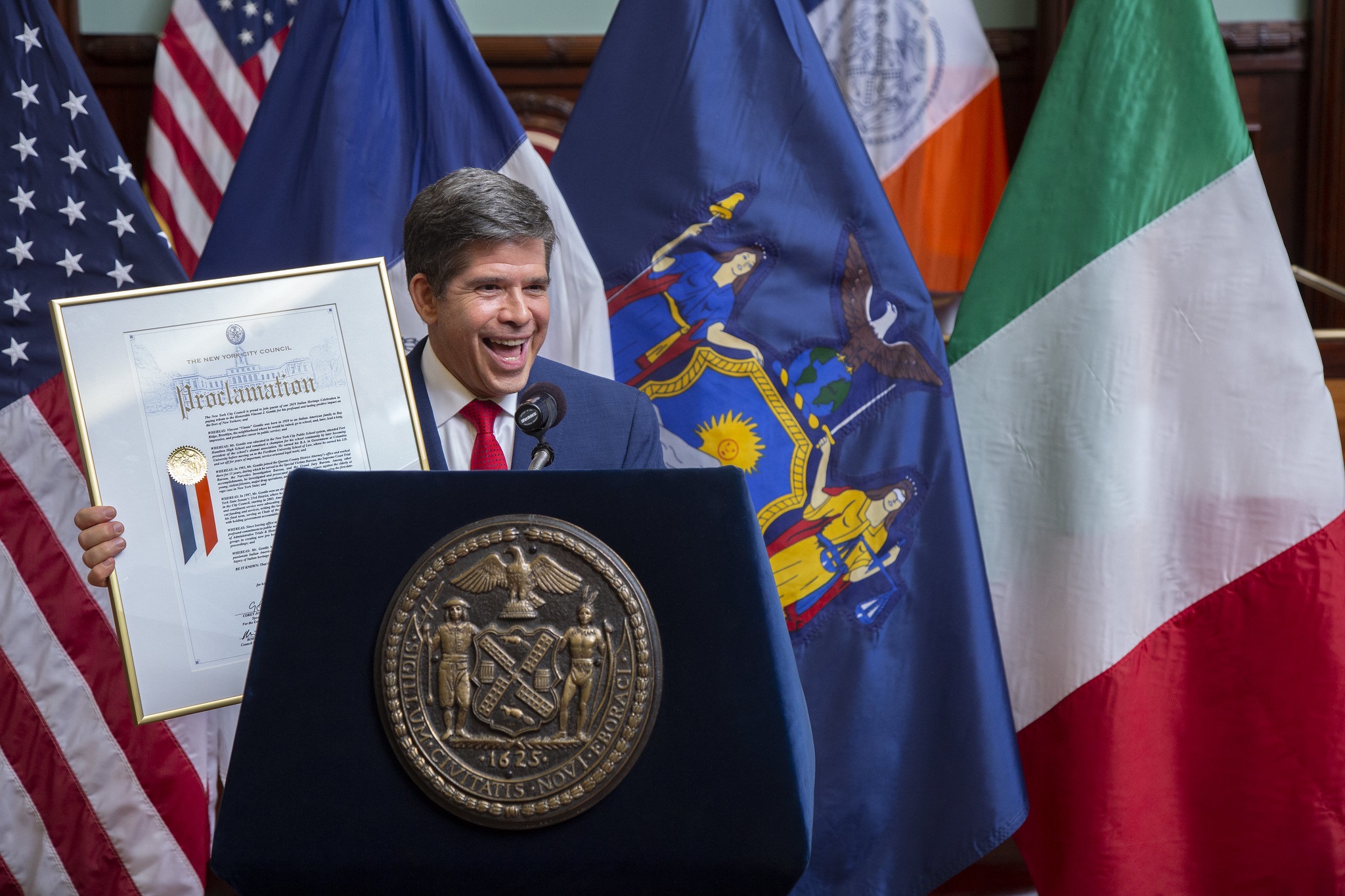 Former Councilmember Vincent Gentile honored at Italian heritage and ...