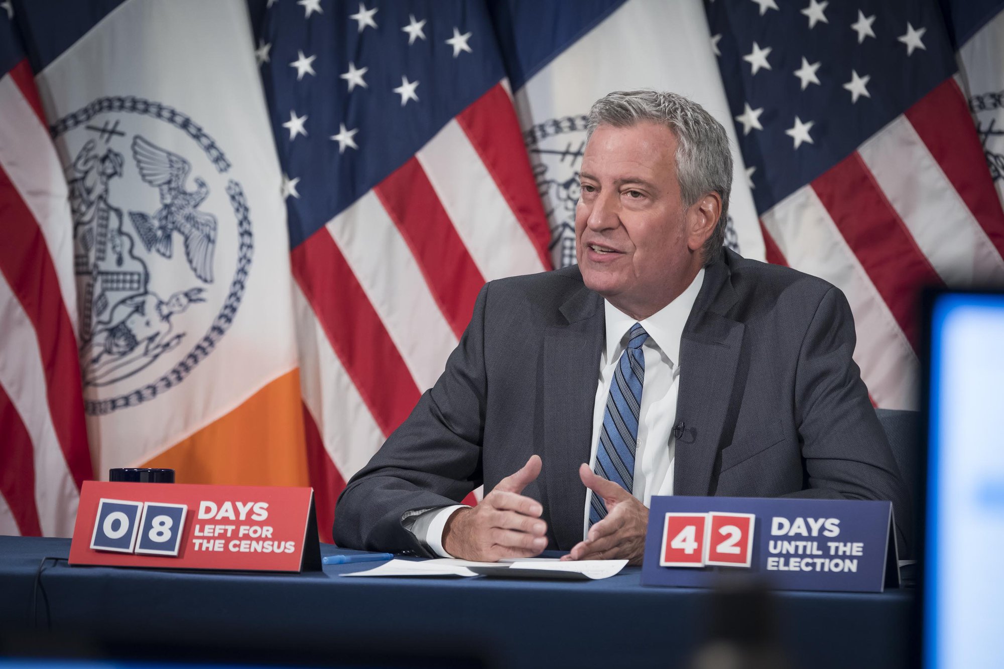 Mayor: Wear a mask or pay a fine