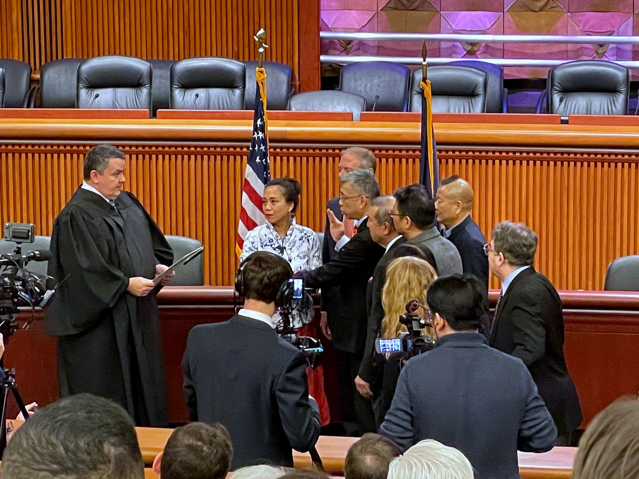 Chang takes Assembly seat, won’t be expelled - The Brooklyn Home Reporter