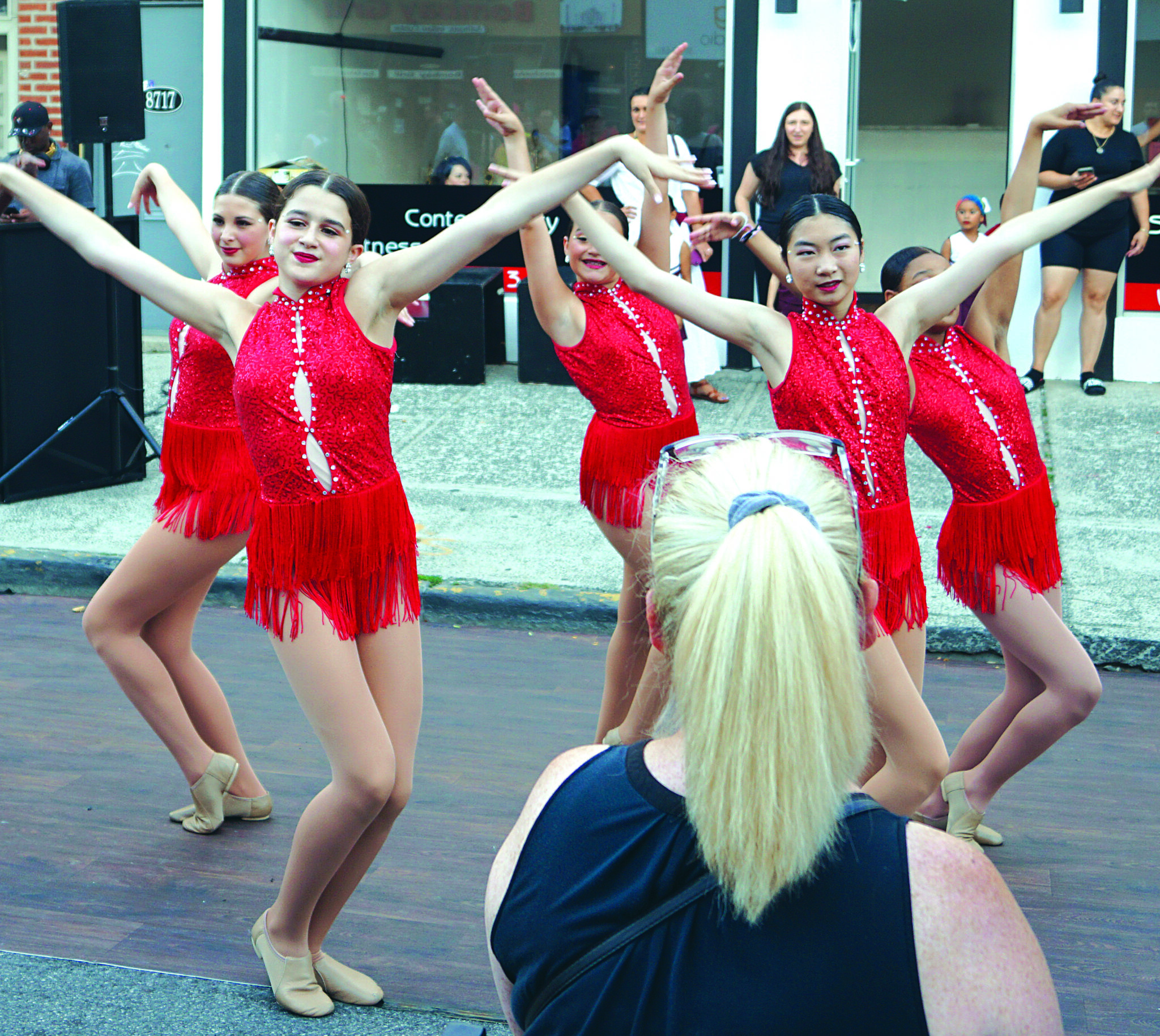On the Avenue: Summer Stroll brings excitement to Third! - The Brooklyn ...