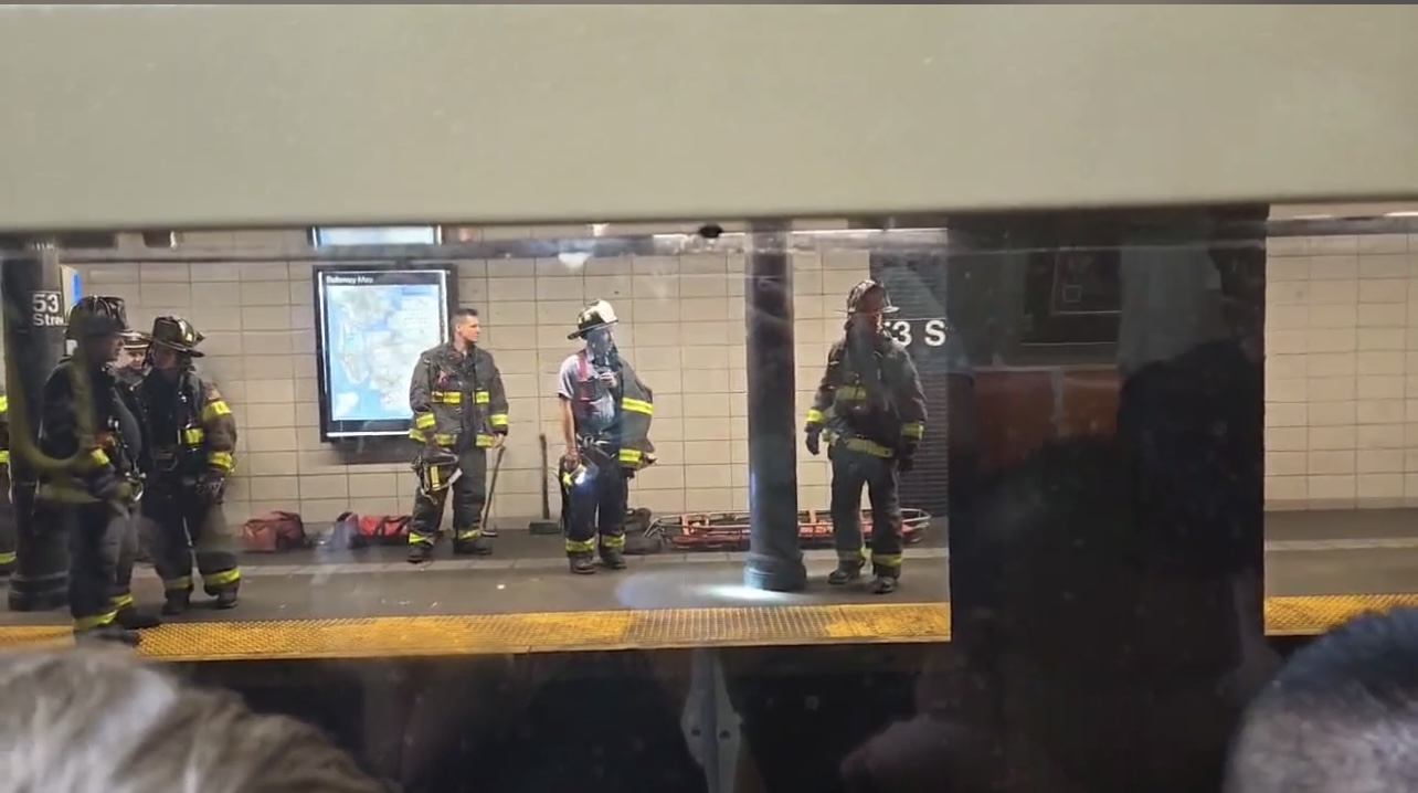 Man Struck Killed By R Train The Brooklyn Home Reporter
