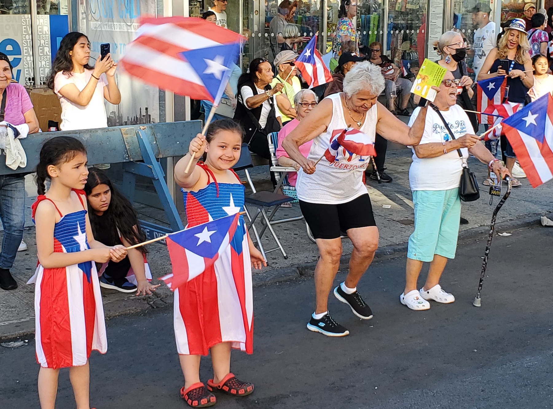 Neighborhood celebrates Puerto Rican culture - The Brooklyn Home Reporter