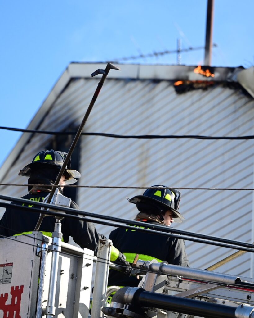Squatter dies in house fire - The Brooklyn Home Reporter